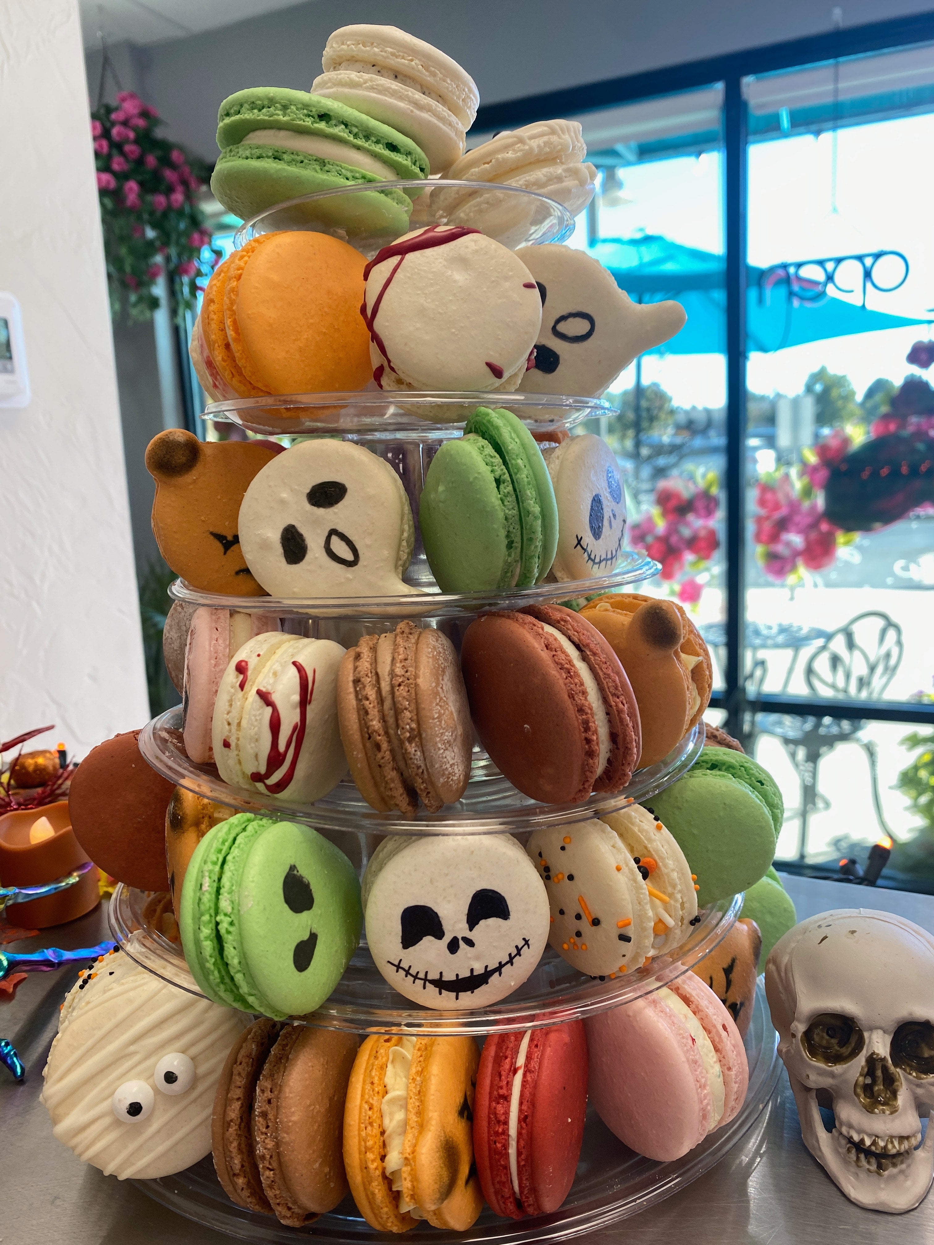 Holiday Themed Macaron Tower | Bella Macaron LLC